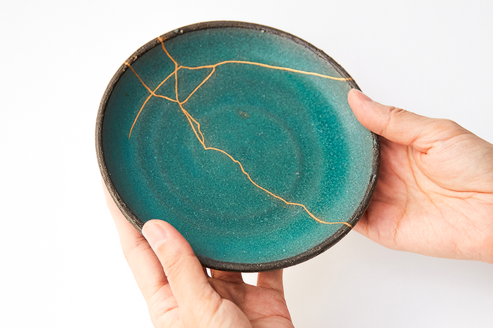 Tsugu Tsugu Kintsugi Set and Workshop Tokyo | TSUGUKIT – Traditional Kintsugi Shop TSUGU TSUGU